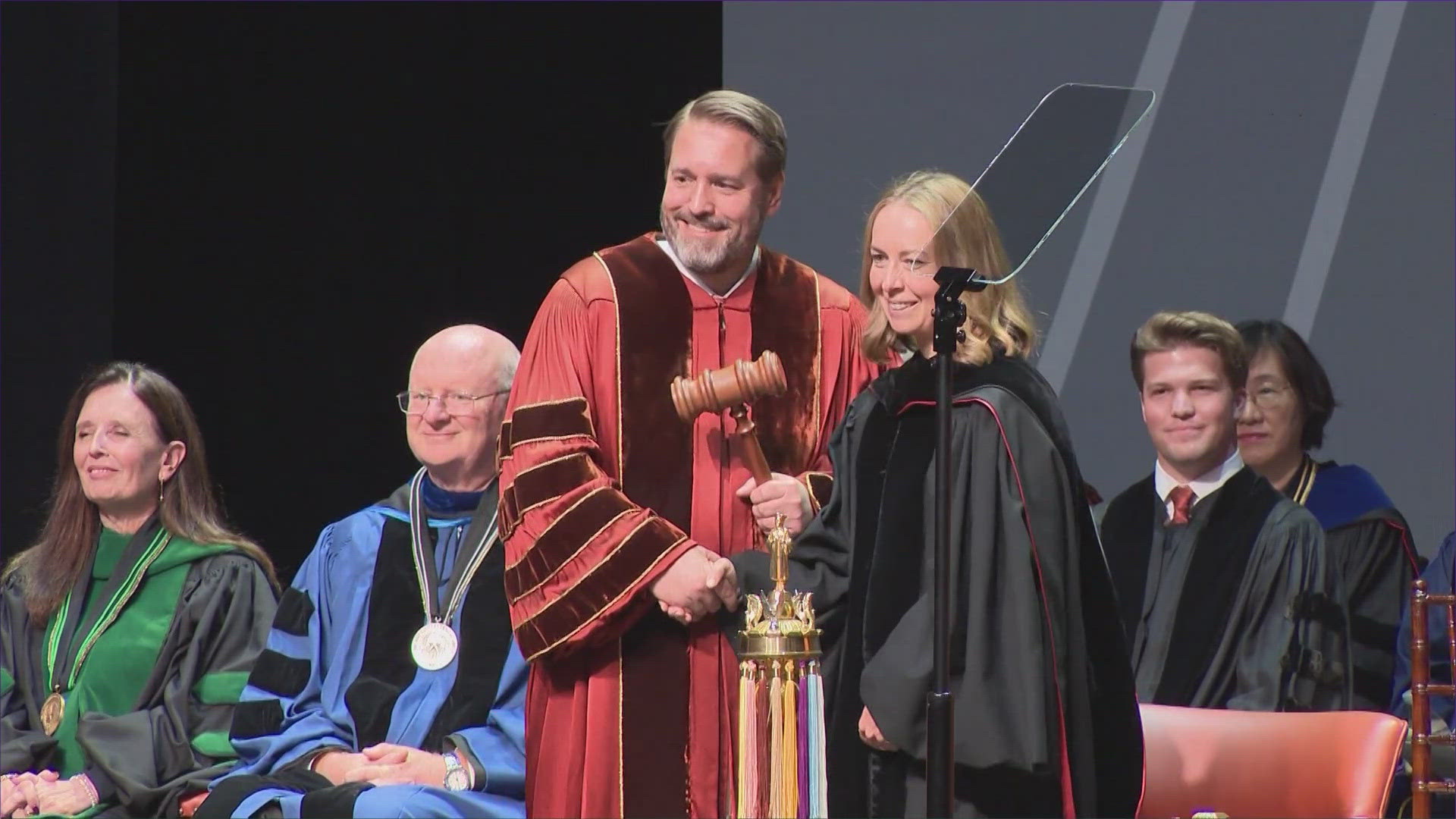 Board approves $1.25M salary for new UT Austin president