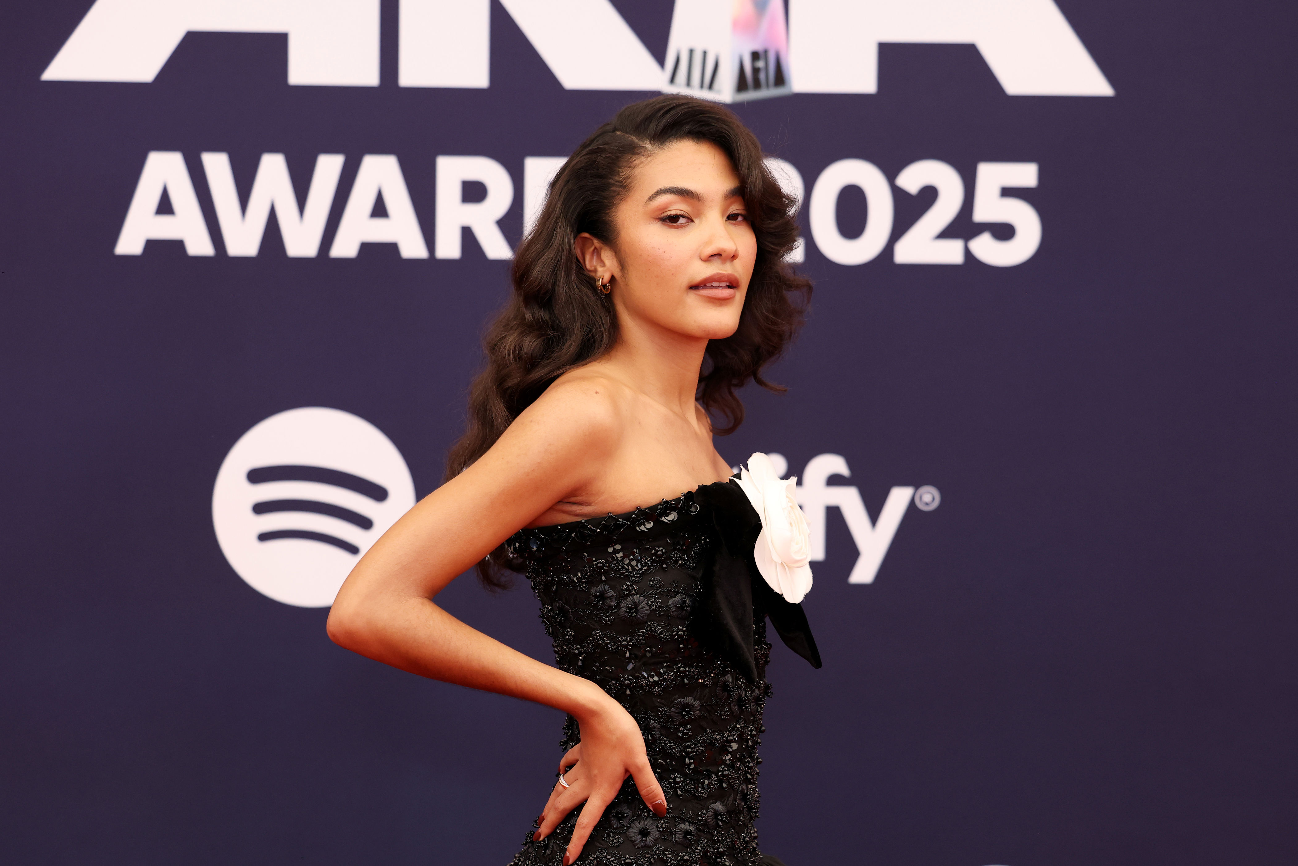 Olivia Dean slams Ticketmaster after ticket prices skyrocket: 'Disgusting'