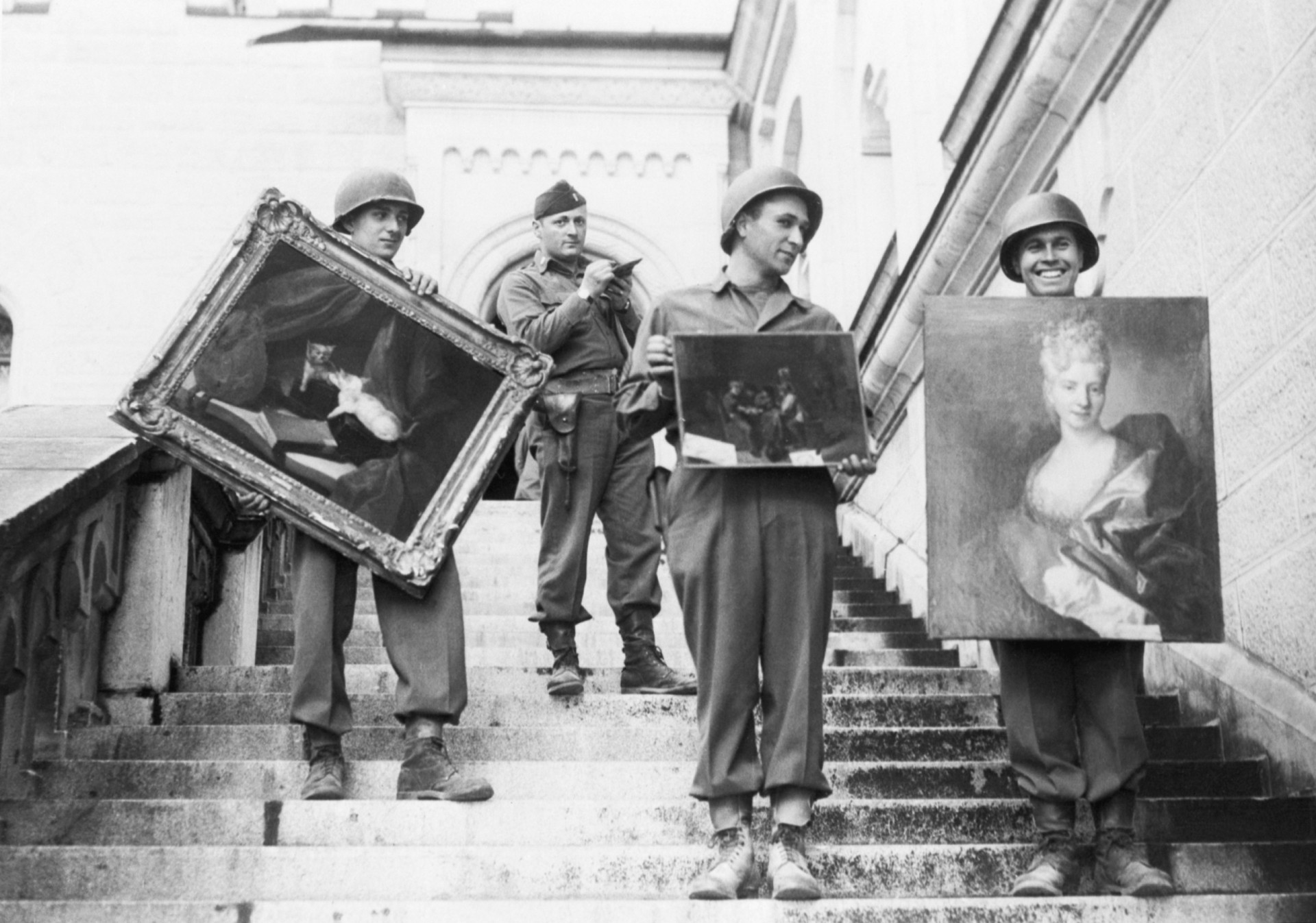 Monuments Men: WWII heroes who saved stolen art