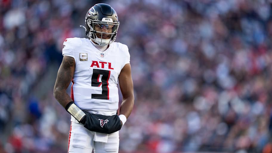 3 players the Falcons need to move on from this offseason to complete ...