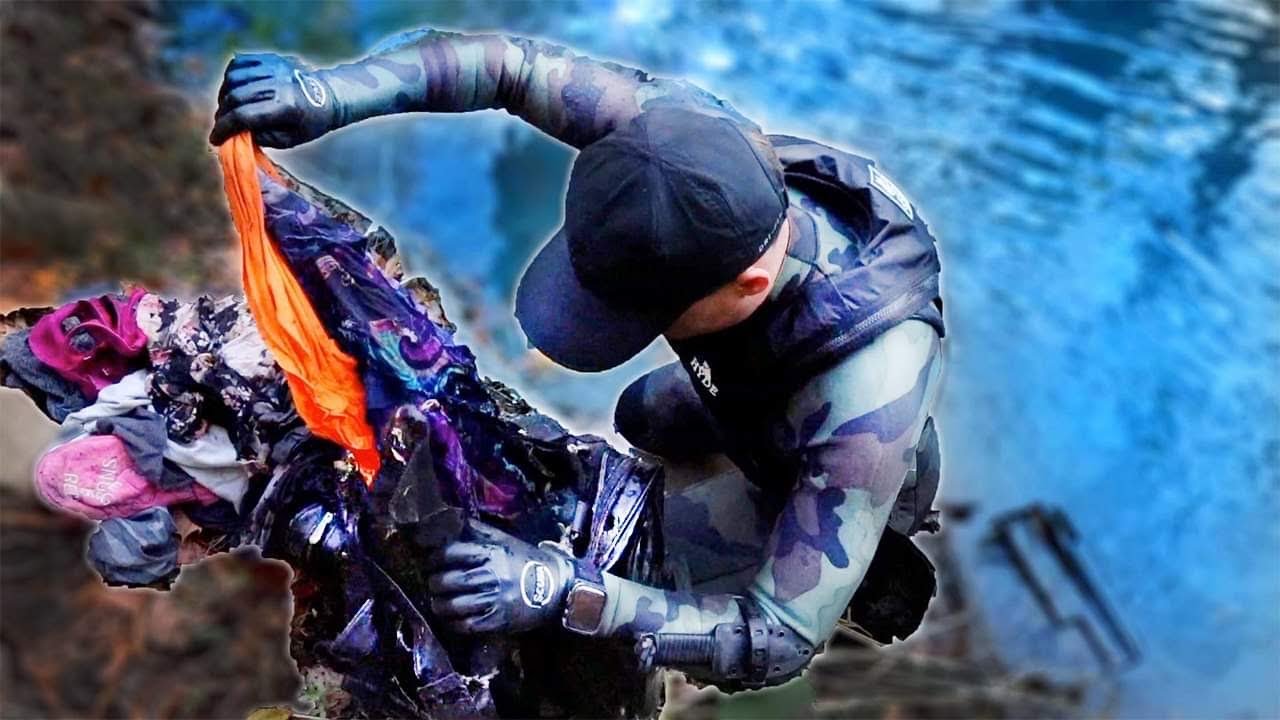 Found heavy bag magnet fishing w/ jewelry & personal items inside (ft ...