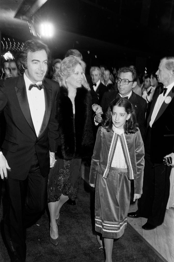 Meet Neil Diamond's 4 very private kids he shares with 2 ex-wives