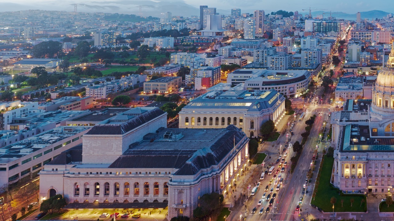 In a top San Francisco ZIP, buyers sprint and pay cash