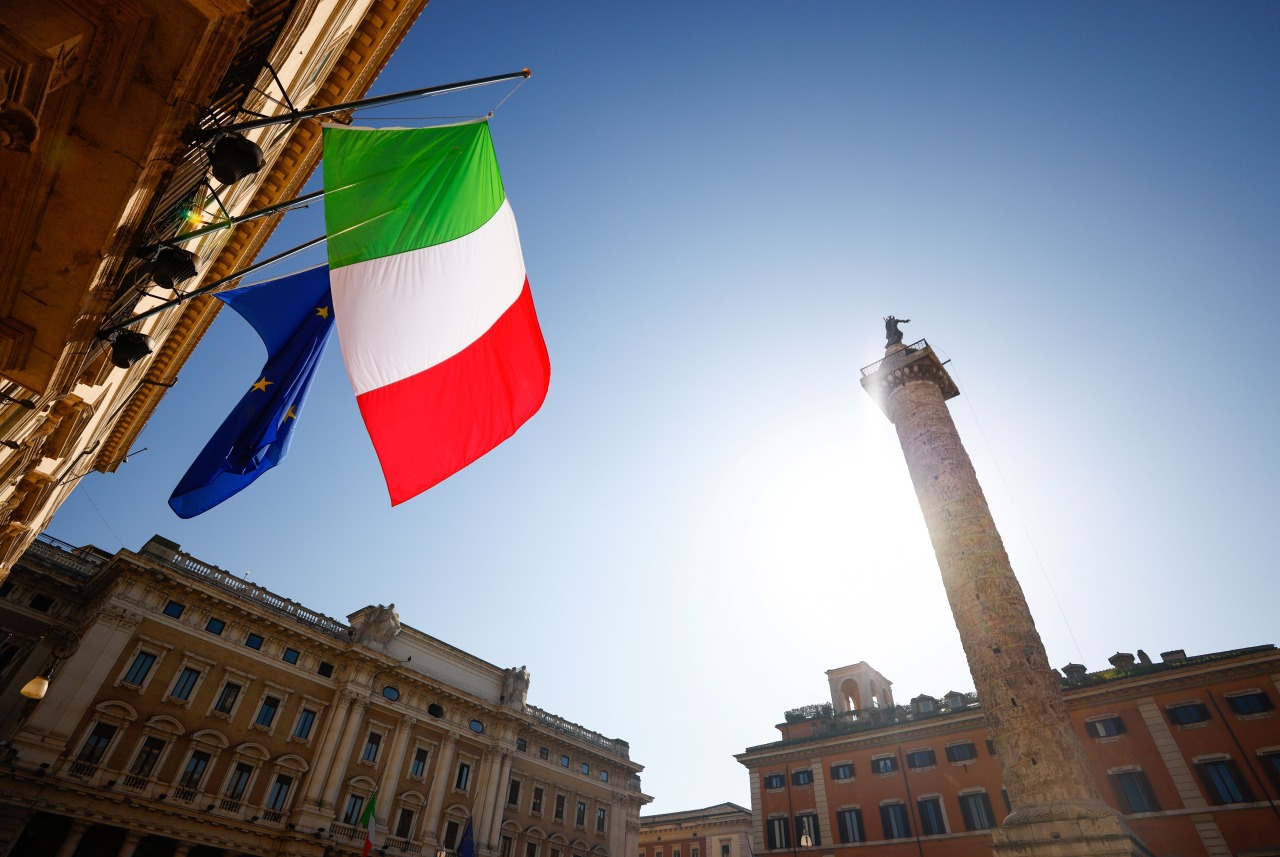 Moody’s Ratings Upgrades Italy on Expectation of Declining Debt