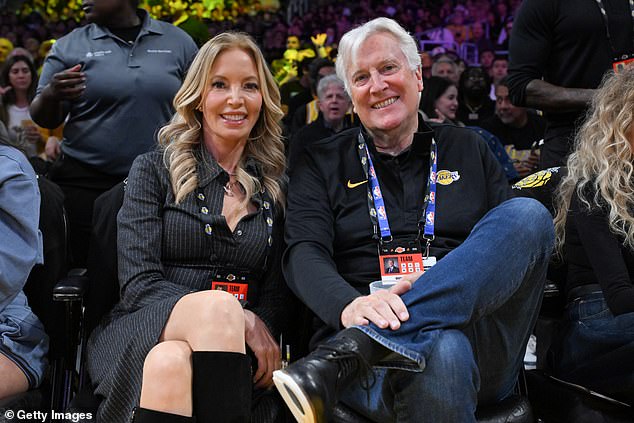 Lakers family feud erupts as Jeanie Buss keeps her job but her brothers ...