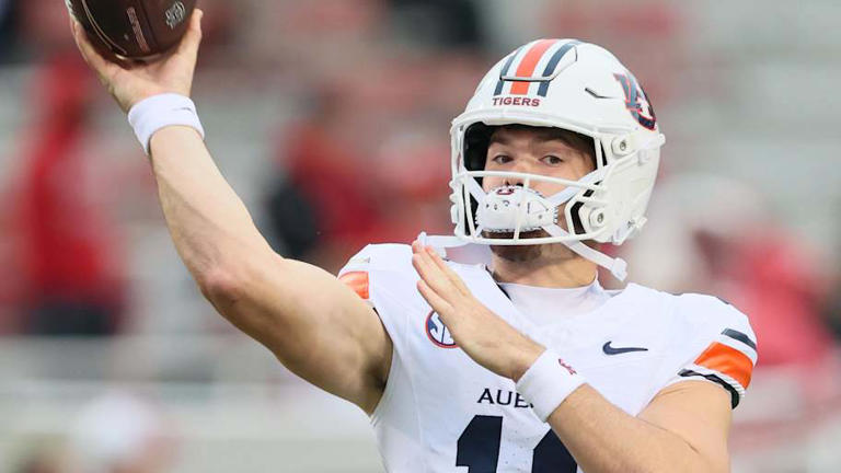 Auburn Interim D.J. Durkin Details Decision to Start Deuce Knight Over ...