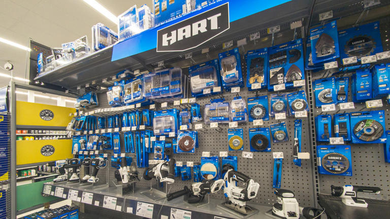 Walmart Vs Harbor Freight: Who Has The Best Deal On Small, Everyday Tools