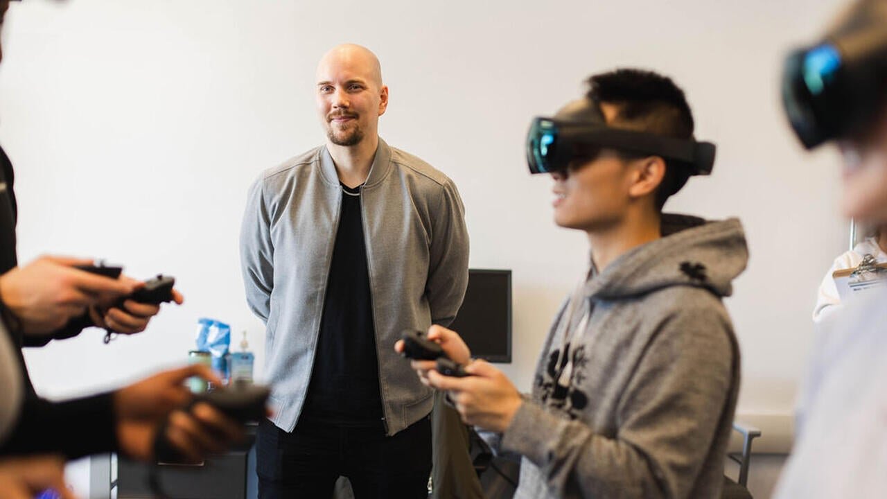 First large-scale VR use in the classroom extends the boundaries of ...