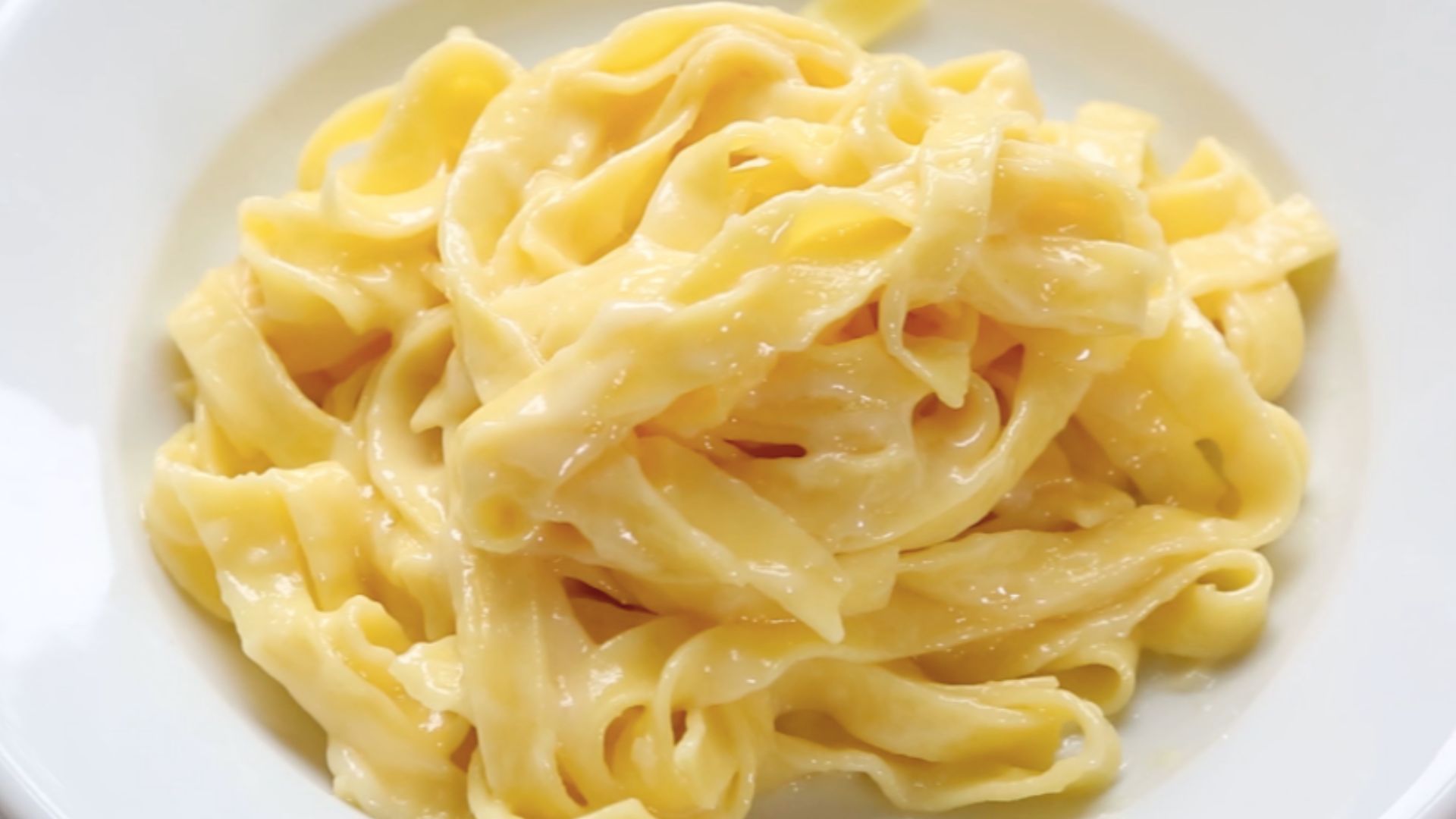 Fettuccine Alfredo: The Iconic Dish Born Out Of Love