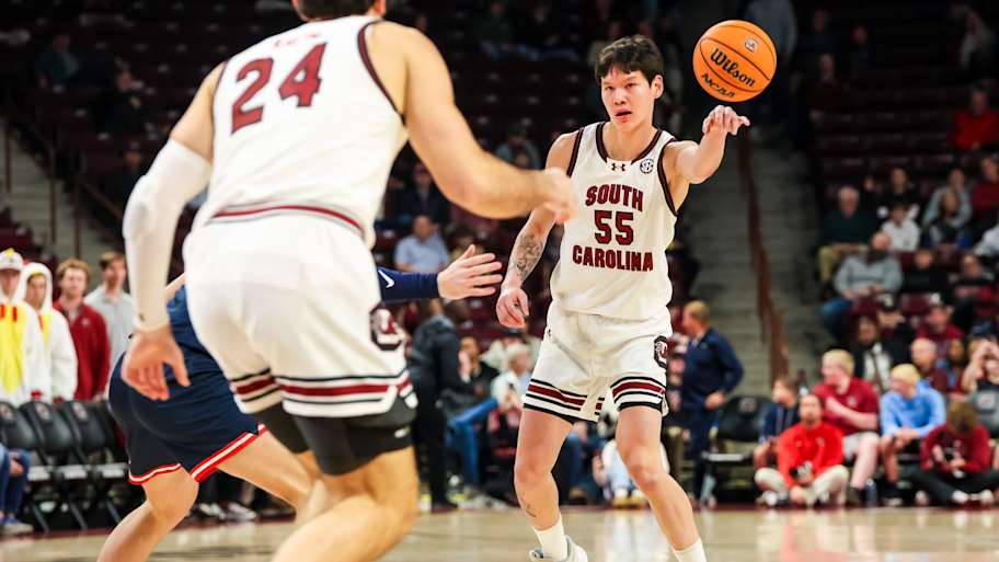 South Carolina vs Butler: Gamecocks Set for Skechers Greenbrier Tip-Off