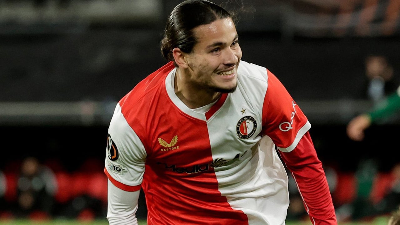 Pays-Bas : Van Persie parle de Mahrez et Hadj Moussa