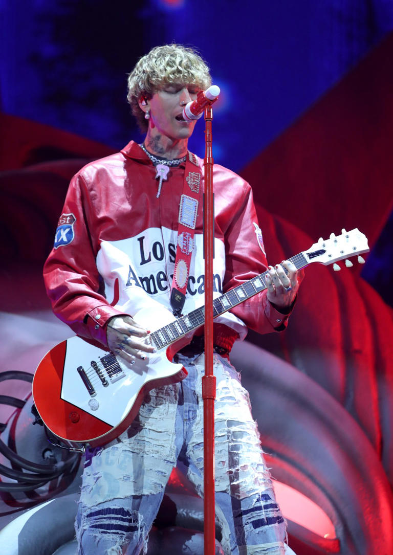 MGK dedicates ‘Lost Americana’ LA tour show to his daughters: ‘My two ...