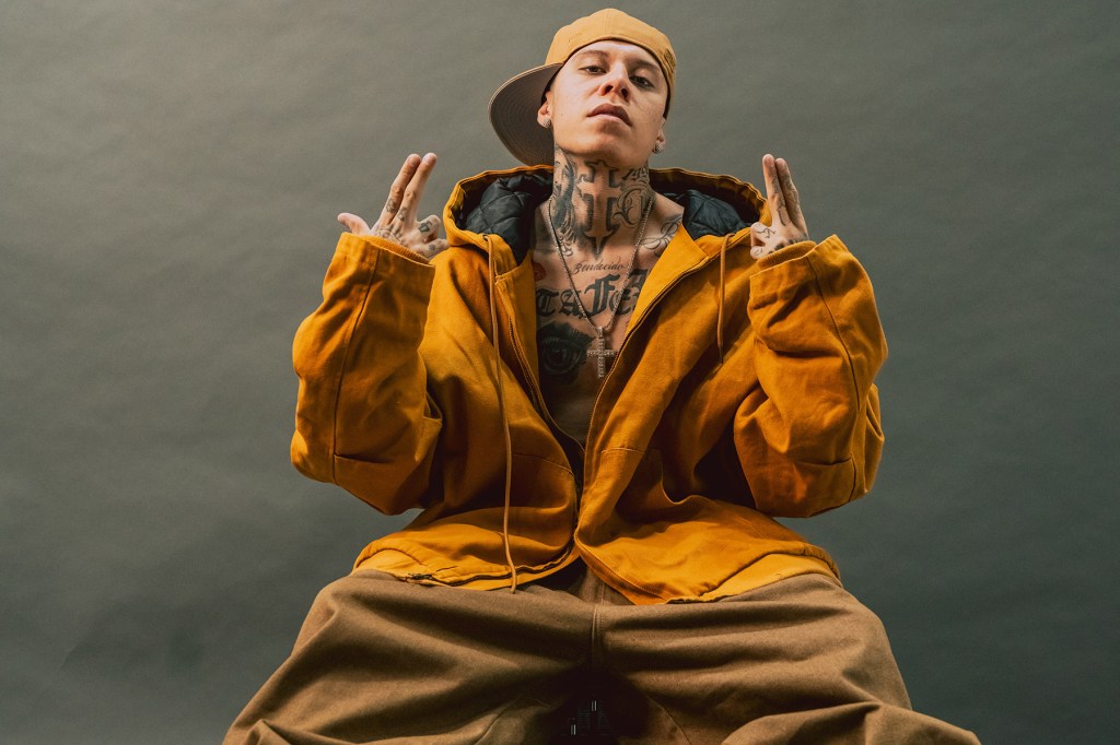 Santa Fe Klan Breaks Down 5 Essential Tracks From ‘Baile Cholo,' His ...