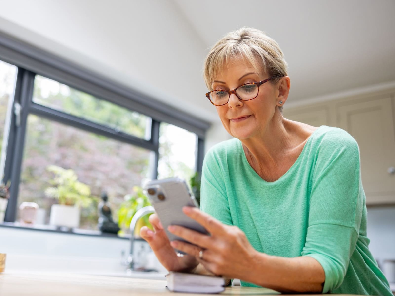 UK's biggest mobile networks like EE, O2, Sky and Vodafone join forces ...