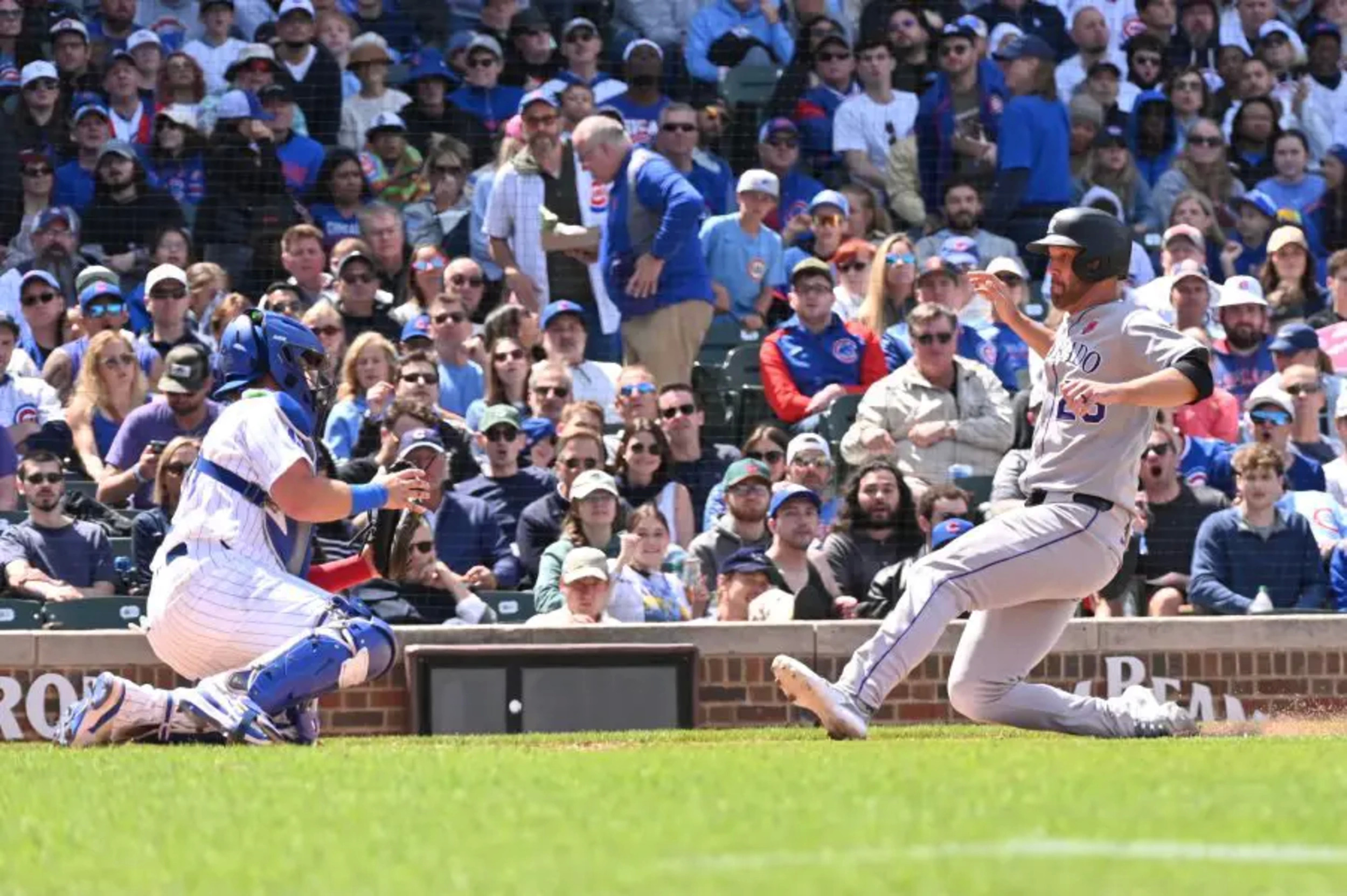 Cubs 40-man roster drops to 30 after 2 non-tenders