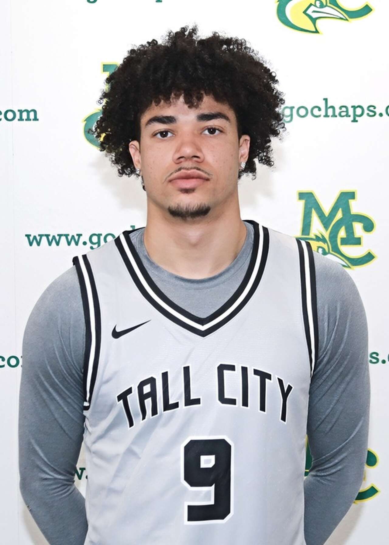 No. 7 Chaps improve to 8-0; No. 13 Salt Lake CC rallies past MC women