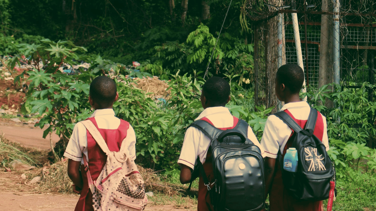 Another mass kidnapping in Nigeria as gunmen abduct over 200 students ...