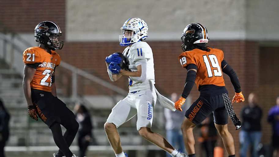 Texas high school football final scores, results — November 21, 2025