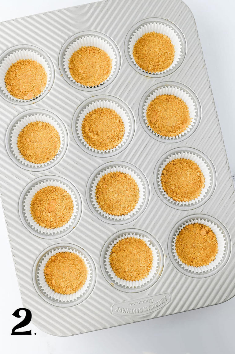 Mini pumpkin cheesecakes