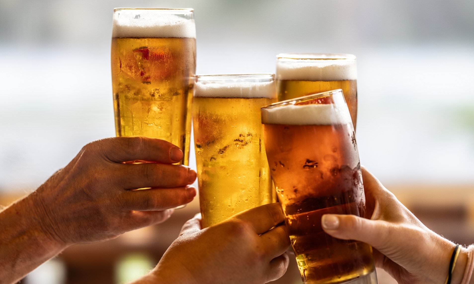 How the shape of your beer glass can change how your drink tastes