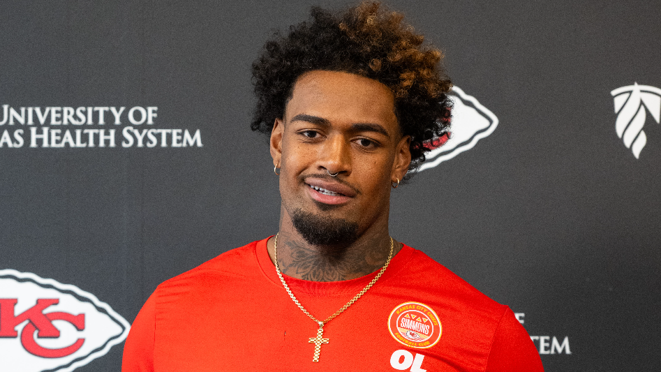 'Thanks for having my 6': Chiefs' Josh Simmons appreciated KC's stance ...