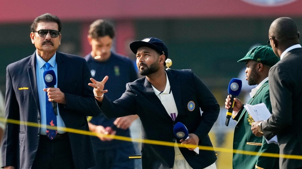 IND vs SA, 2nd Test: New captain, same old luck as Rishabh Pant loses toss