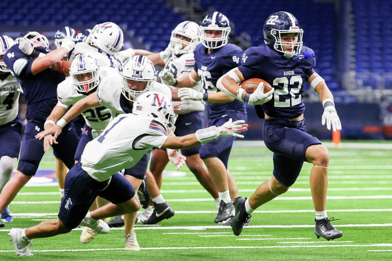 Smithson Valley shuts out CC Veterans Memorial to advance to third round