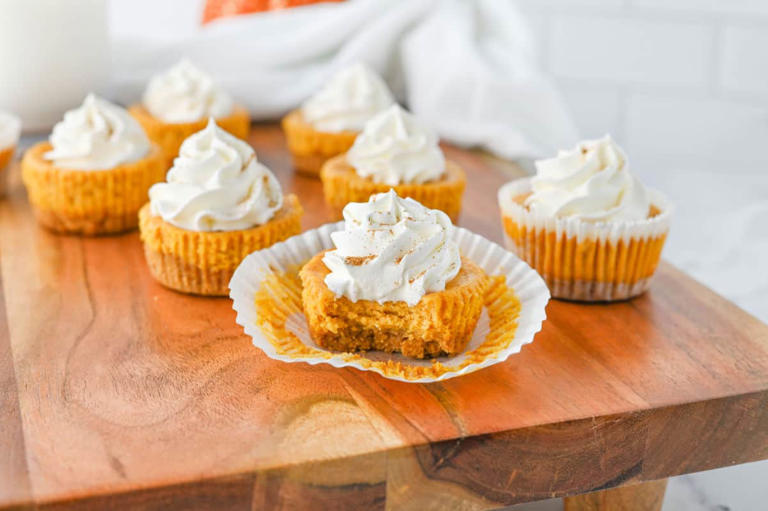 Mini Pumpkin Cheesecakes