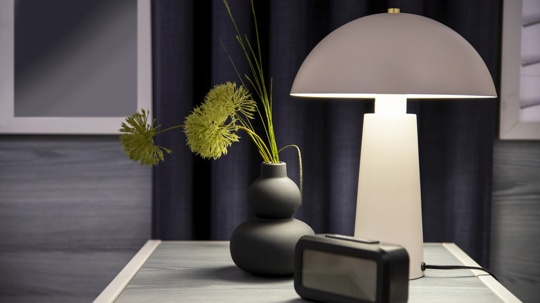 The Unique, Vintage-Style HomeGoods Lamp That's Got Everybody Buzzing ...