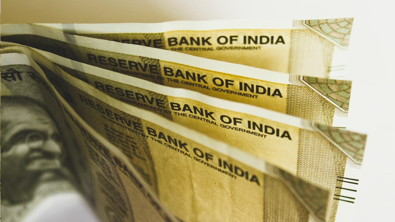 8th Pay Commission: Major Pay Boost Likely; But, Can Govt Handle the Cost?