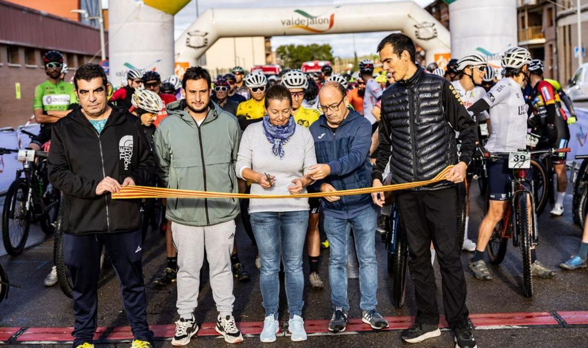 Los valientes de la II Challenge Algairén BTT desafían a la climatología