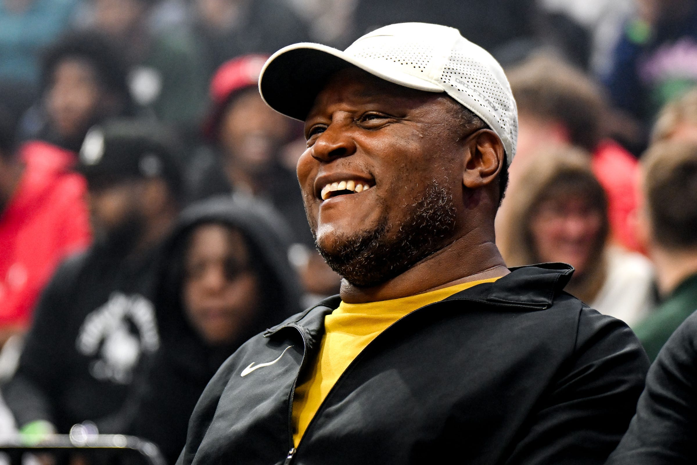 Lions legend Barry Sanders enjoys 'really cool' moment from son Nick in ...