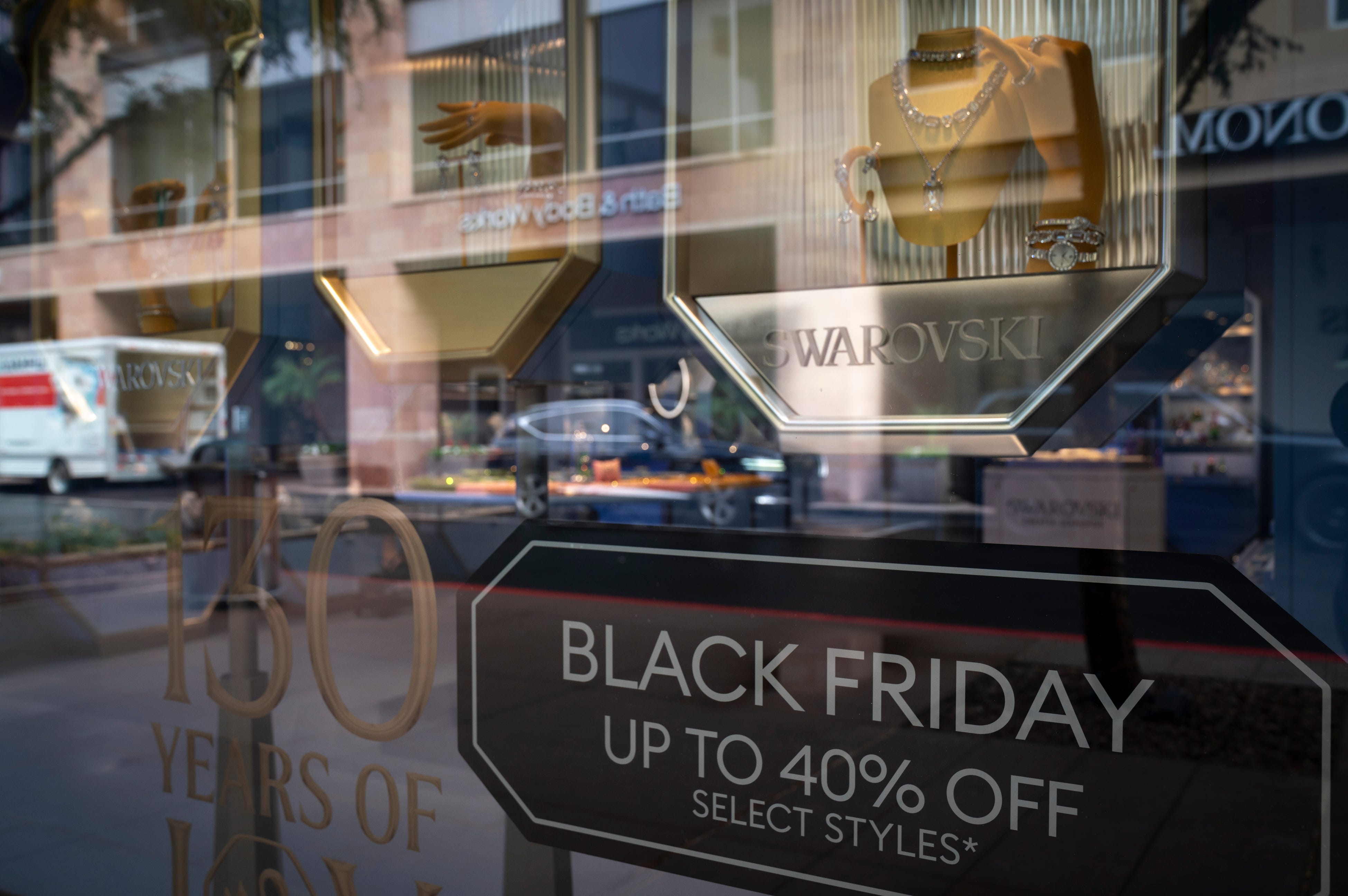 When do stores open on Black Friday 2025? See hours for Walmart, more