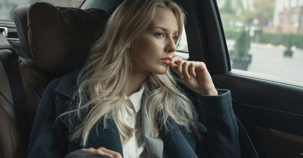 13 Subtle Signs Someone Isn’t Doing Well but Is Trying to Hide It