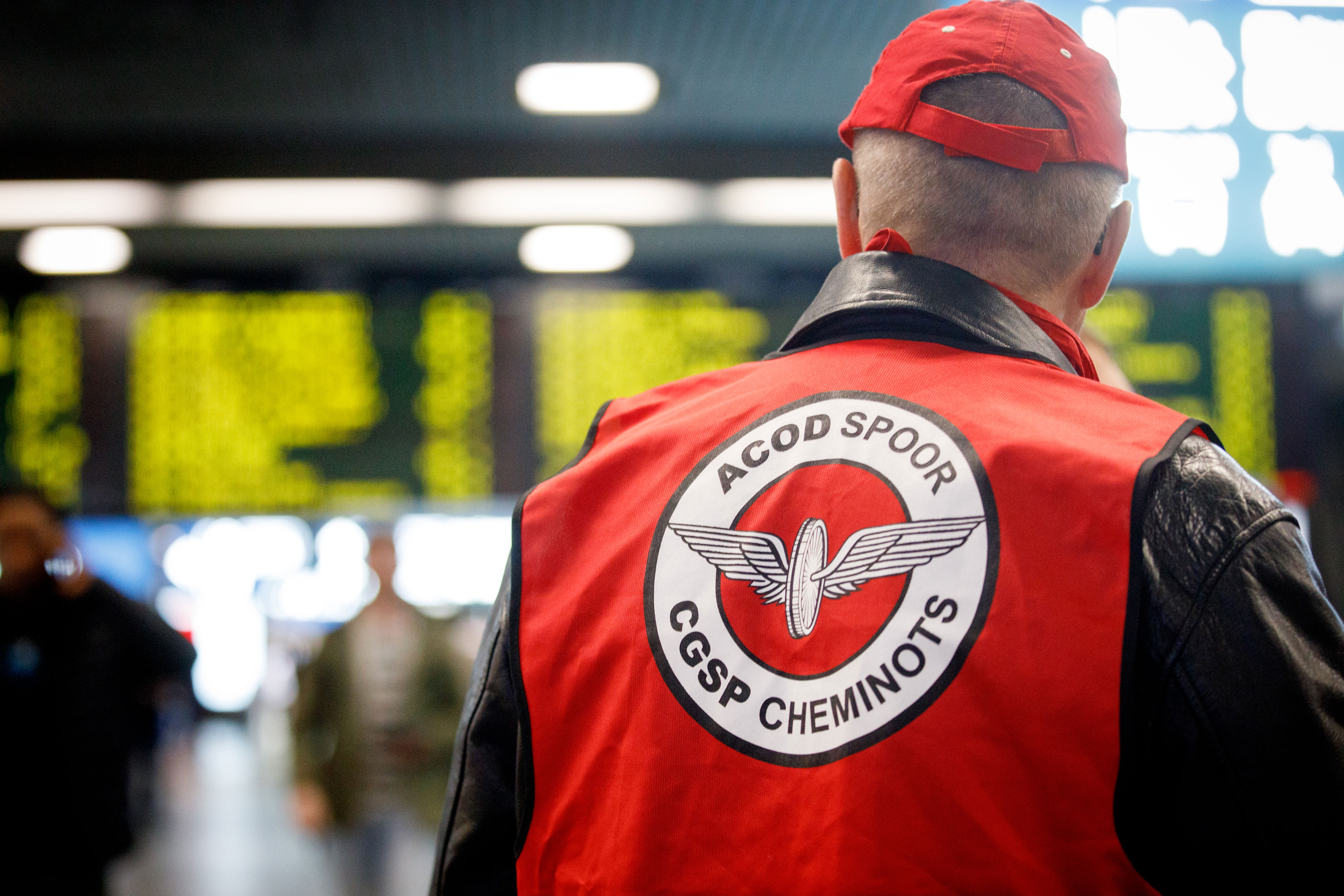 Driedaagse staking - Helft IC-treinen en twee op de drie L- en S ...