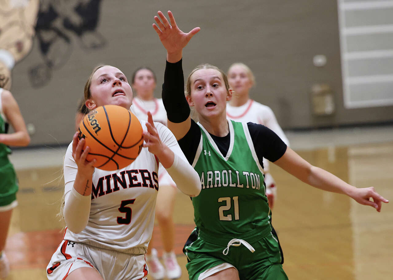 FRIDAY GIRLS BASKETBALL: Carrollton rolls in tourney opener at Waverly