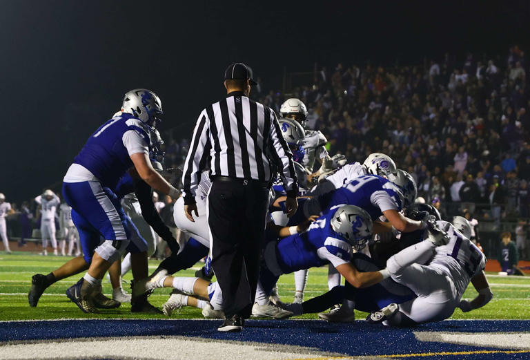 Steckert and his line power Southern Lehigh football to PIAA 4A ...