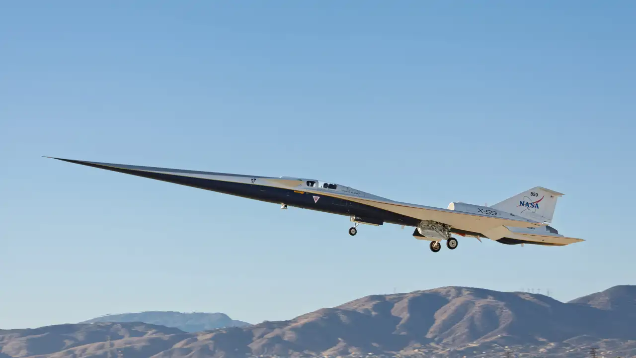 El avión experimental de la NASA X-59 vuela por primera vez