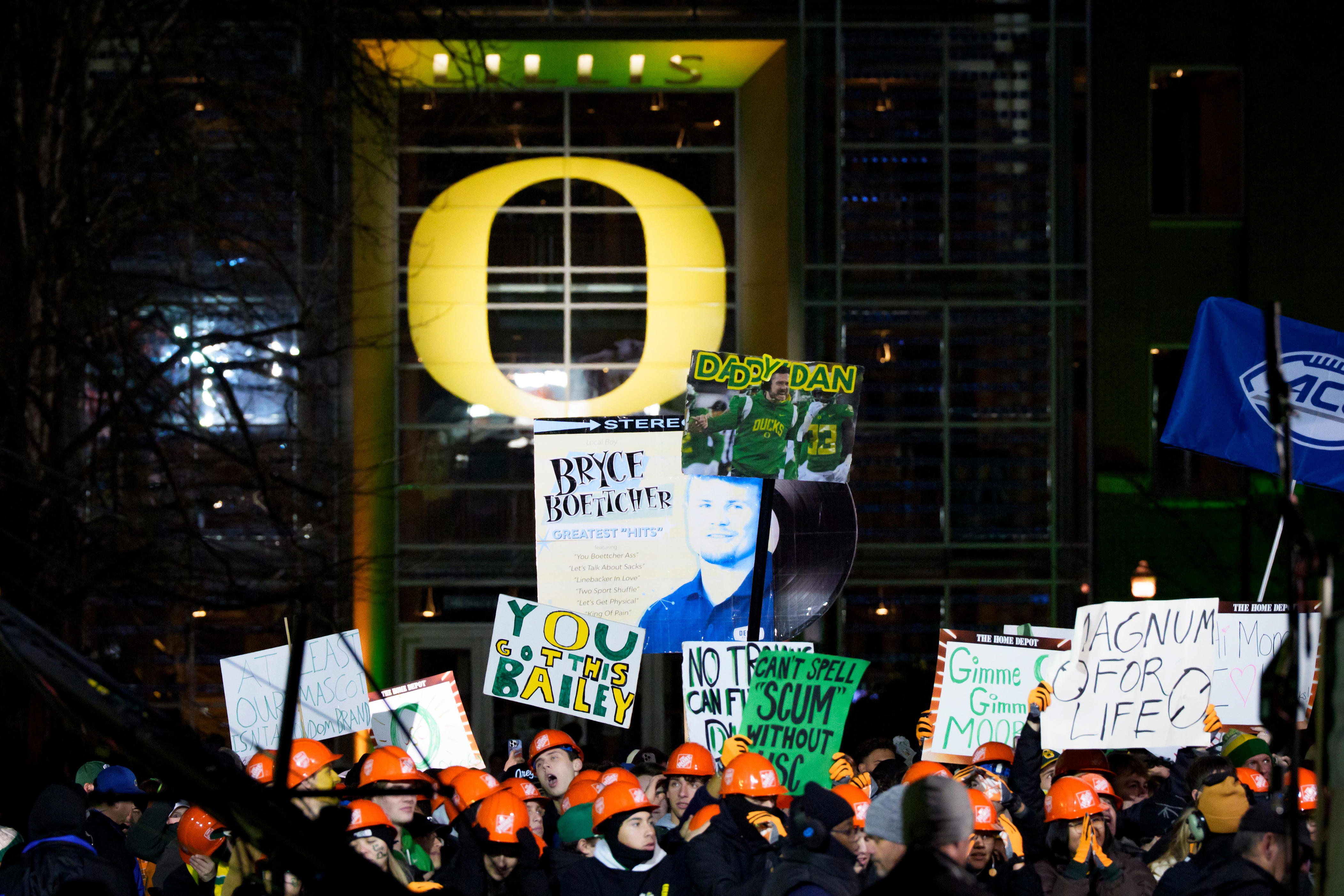 Live from Memorial Quad College GameDay returns to Eugene for Ducks vs ...