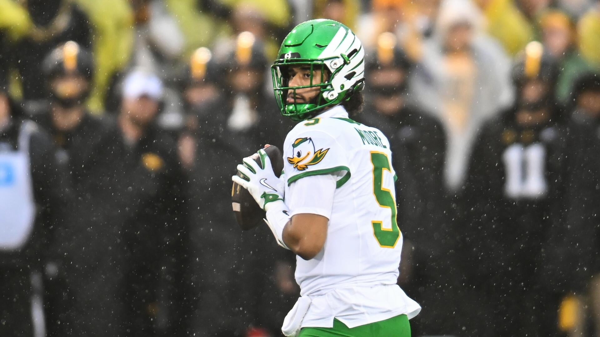 Oregon vs. James Madison prediction, odds: 2025 College Football ...