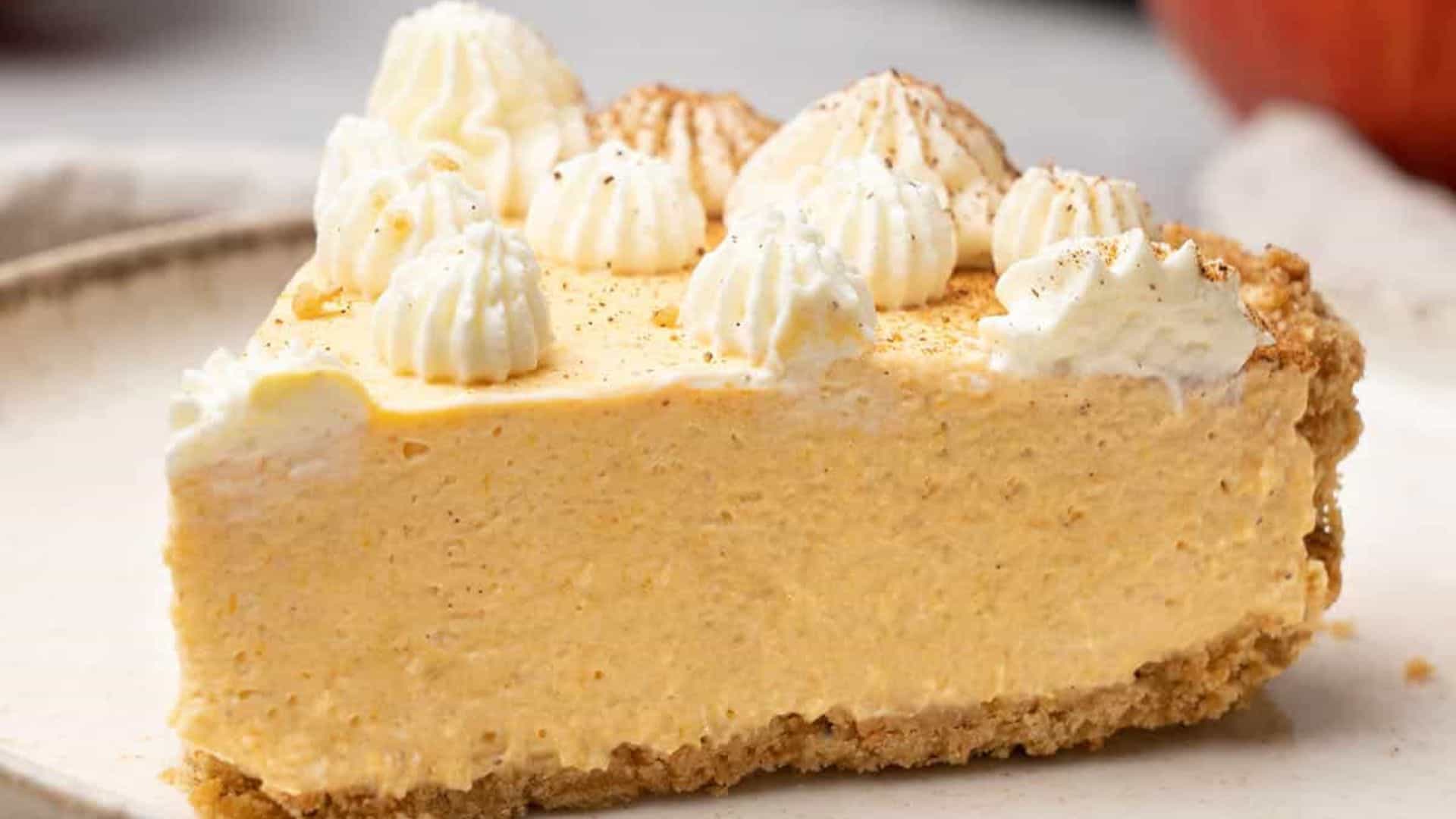 25+ Thanksgiving Dessert Recipes That'll Make You Forget You Were Full