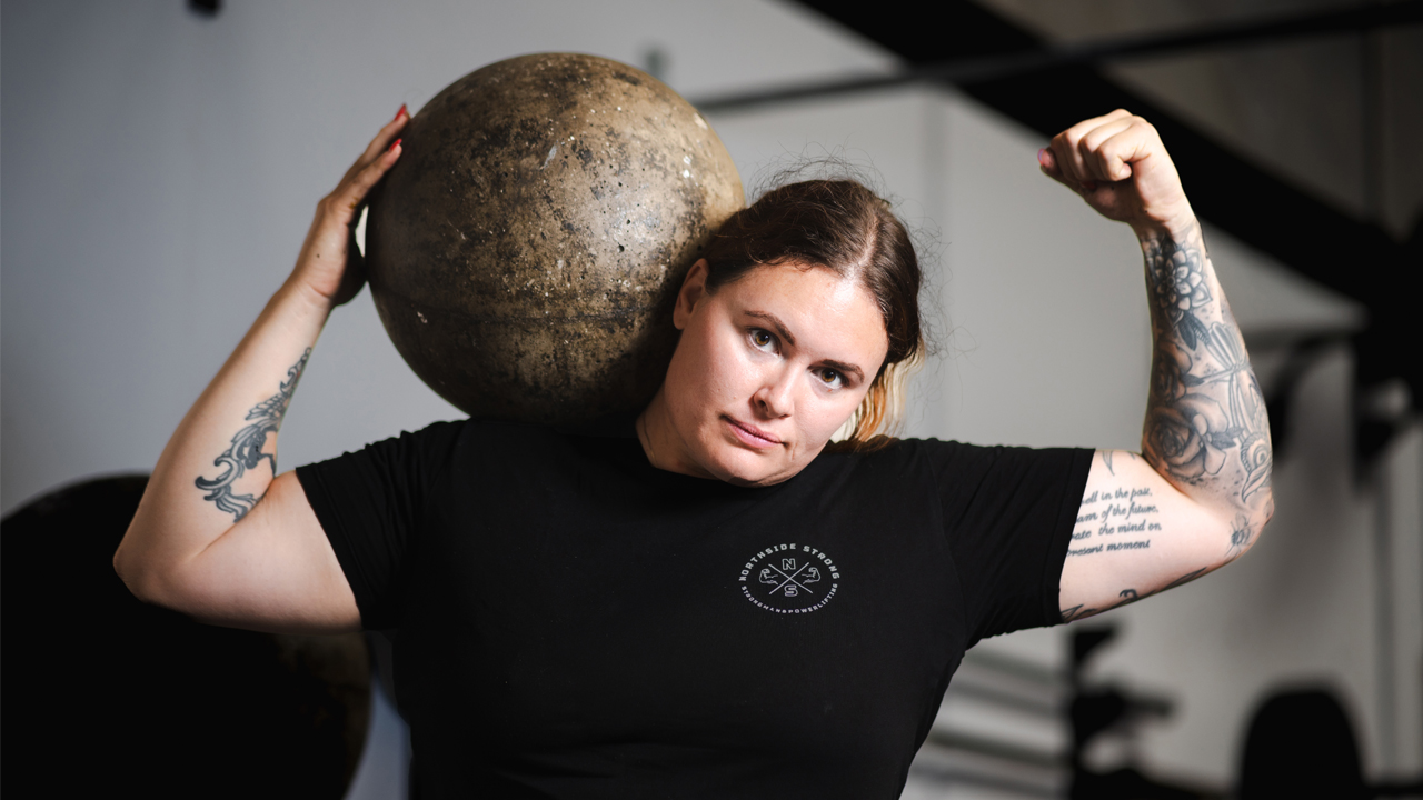 Nicole Genrich sets new record as Australia's strongest woman
