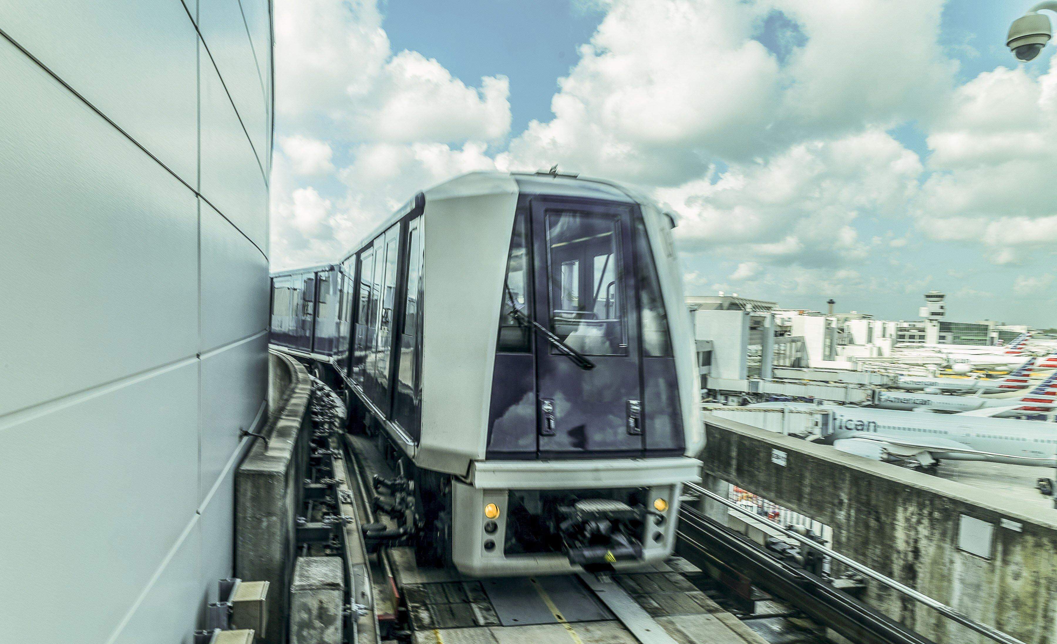 What to expect at MIA and FLL at Christmas crunch - and how to deal ...