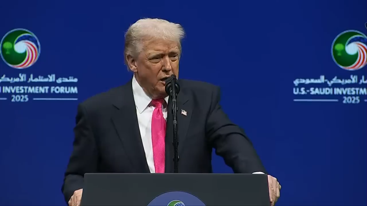 'Thank You Very Much, Stephanie': Trump Gets Overwhelmed By Cognitive ...