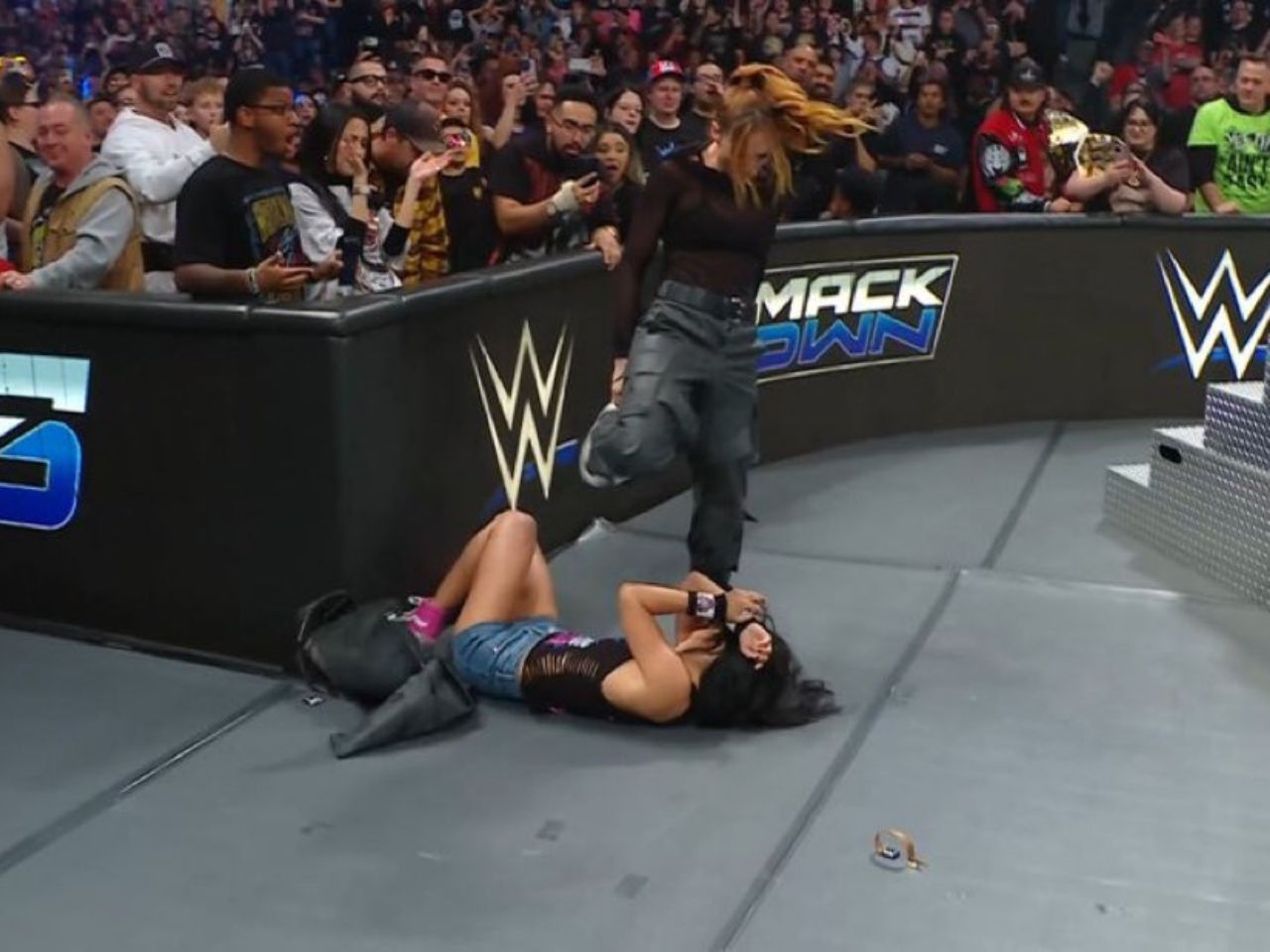 AJ Lee and Becky Lynch join Women's War Games 2025 match