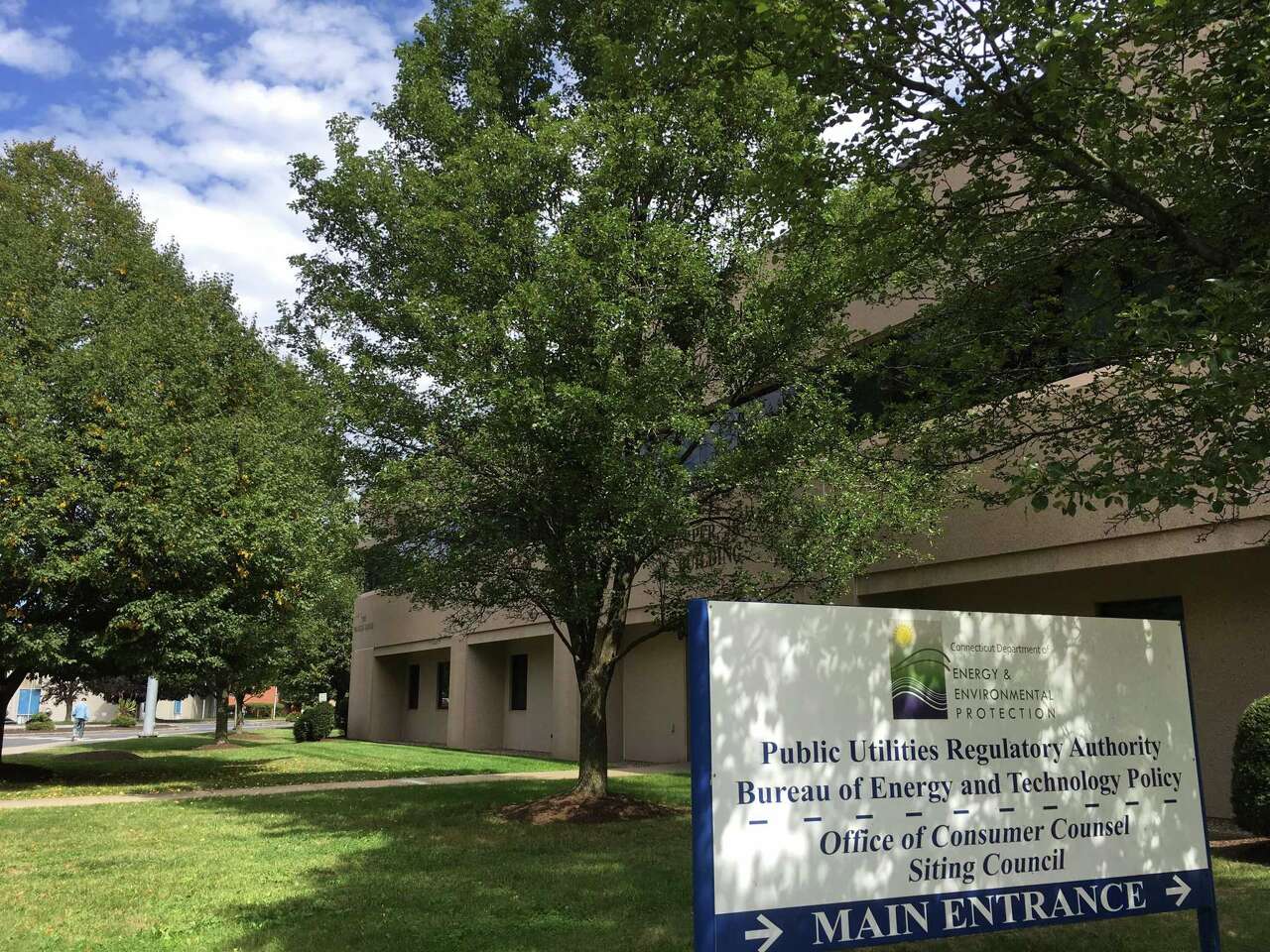 CT judge rules utility regulators broke the law, orders new rate hearings