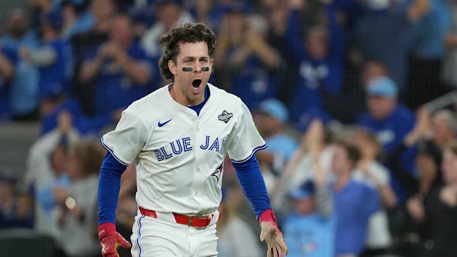 Blue Jays bringing the band back together as non-tender deadline passes
