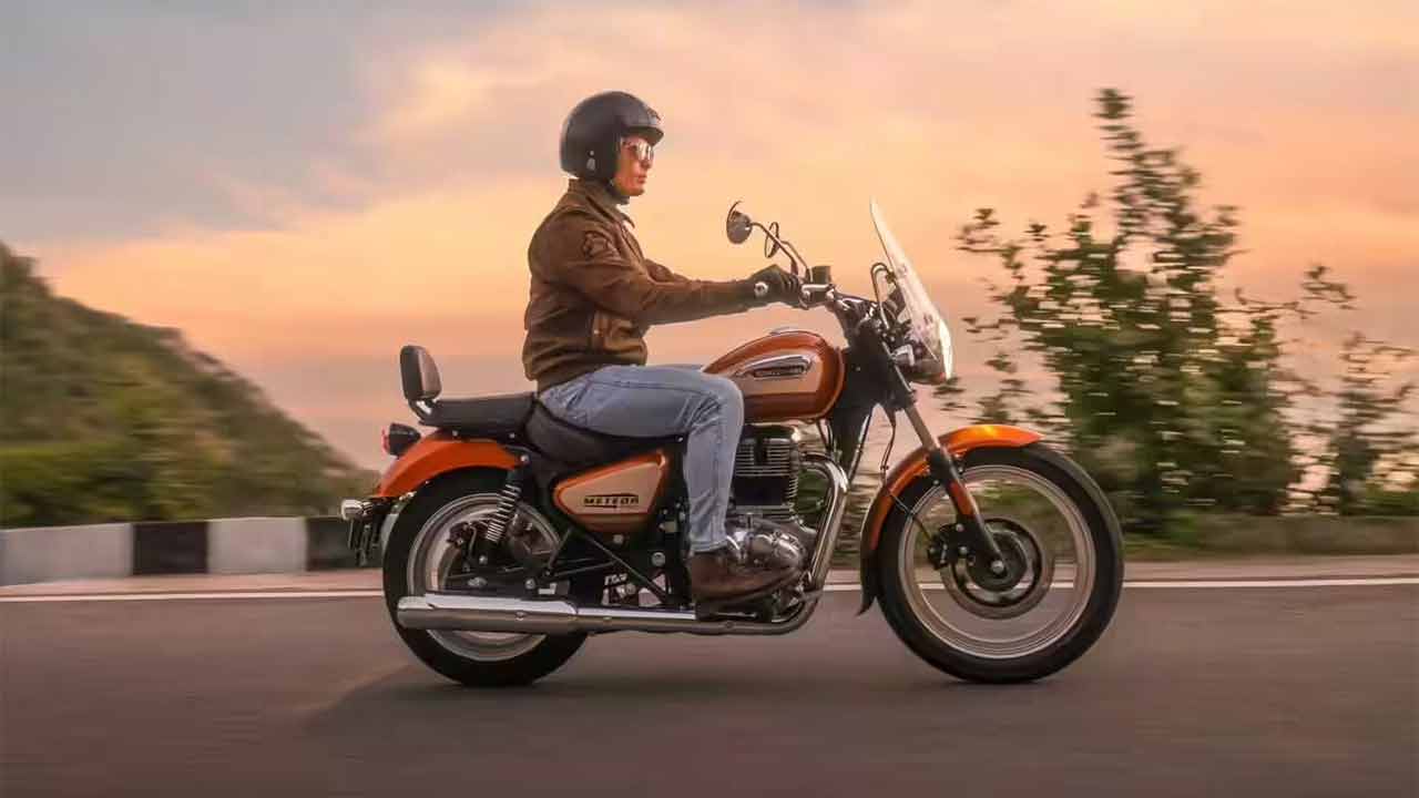 Royal Enfield meluncurkan Meteor 350 Sundowner Orange dengan roda ...