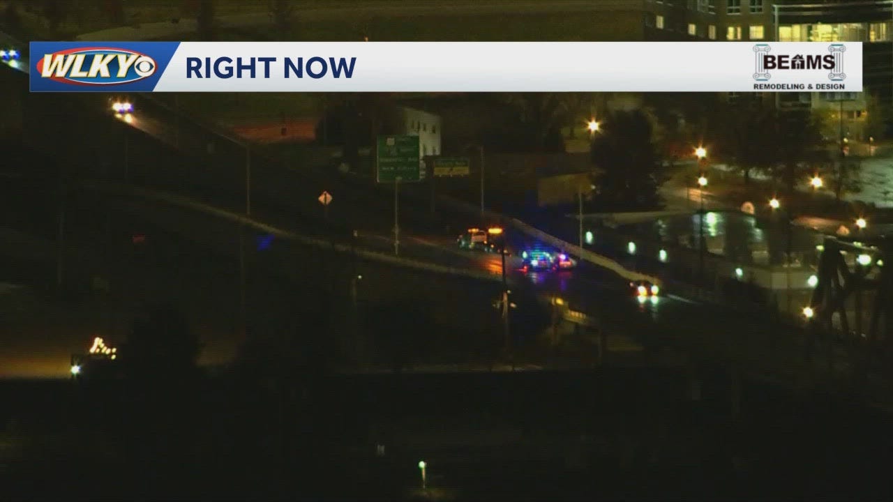 Crash north on the 2nd Street Bridge