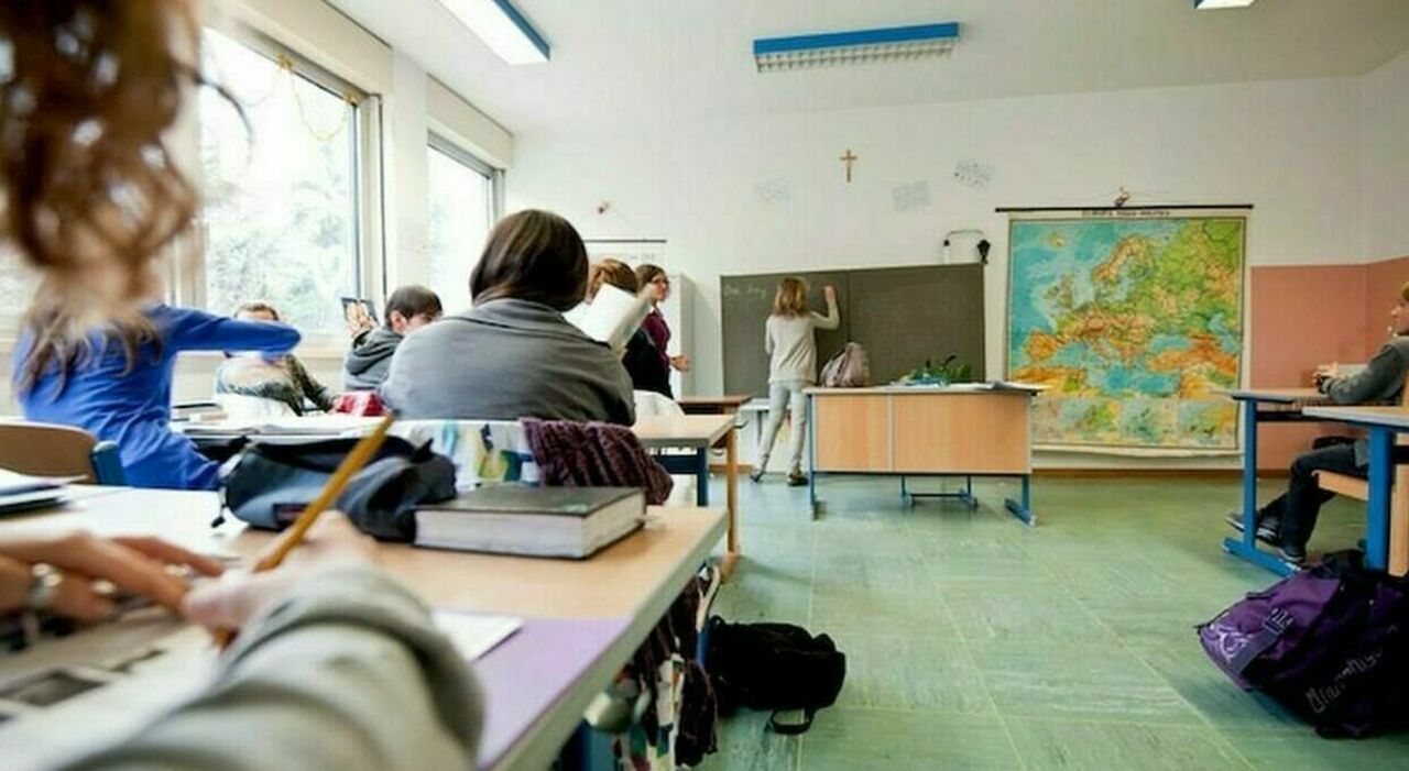 Maestra lancia un diario in faccia a un alunno di 8 anni: l'ira perché ...